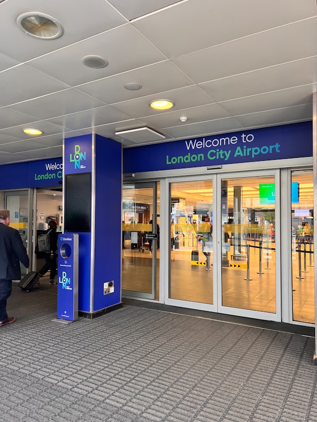 Arriving in the UK with an ETA: What to Expect at Border Control | QuickETA
